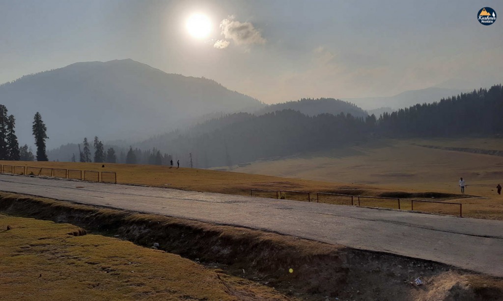 Yusmarg: A Hidden Gem Mesmerizes with Its Scenic Meadows