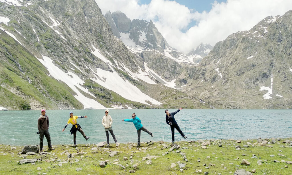 Premium Himalayan Trek – Explore with Expert Guides